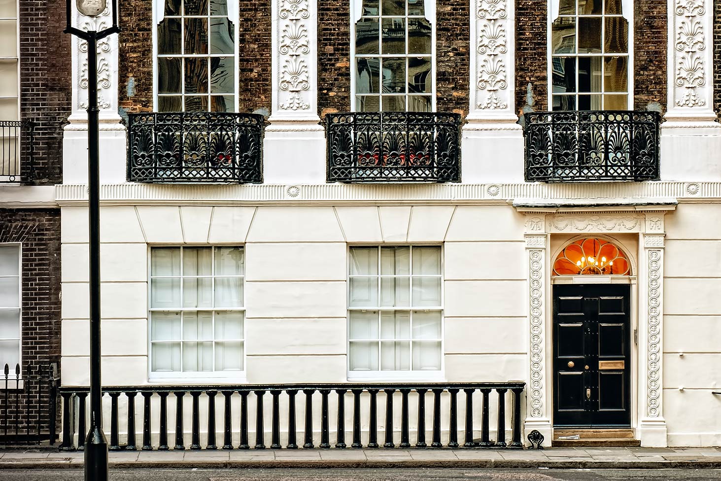 :: Noble Decorators of London::